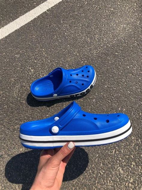 Шльопанці жіночі Crocs Blue Logo — ціна 1700 грн у каталозі Кросівки Купити жіночі речі за