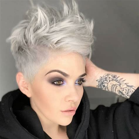 Top 10 Most Flattering Pixie Haircuts For Women Pop Haircuts