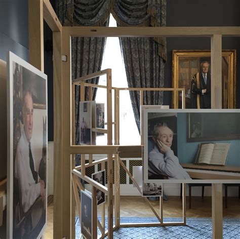 Modular Display Frames For A Photography Exhibition By Marion Trestler At KCL Mobile Studio