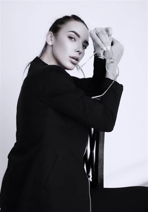 Elena T Agency Harem