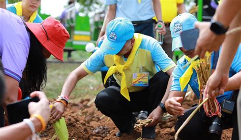 รวมรูปภาพของ เปิดผลงานเด่นบนเส้นทางสีกากีของ “บิ๊กต่อ” พล ต อ ต่อศักดิ์ สุขวิมล “ผบ ตร คนใหม่