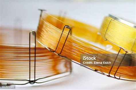 가스 크로마토그래피 분석을 위한 다양한 길이의 모세관 기둥 실험실에서 분석 화학을위한 장비 크로마토그래피에 대한 스톡 사진 및 기타 이미지 Istock