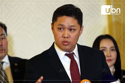 УИХ Г Дөлгөөнийг Монголбанкны Тэргүүн дэд ерөнхийлөгчийн үүрэгт ажлаас нь чөлөөллөө