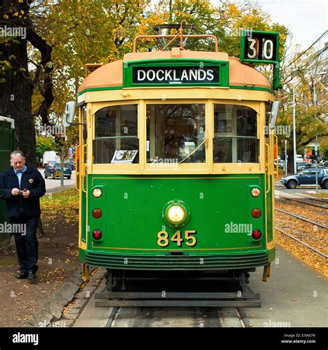 Melbourne Sightseeing Tram 60 Photos