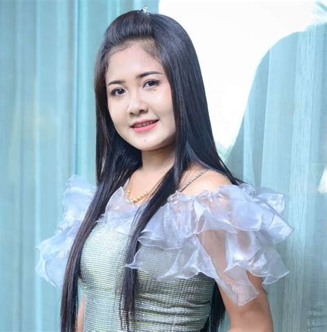 ငယ်ငယ်ထဲက လှတဲ့မျိုးမို့ အကုန်ဝိုင်းချစ်တာမျိုး😍😍 Ei Pone Pone Ei Pone Pone · Original Audio