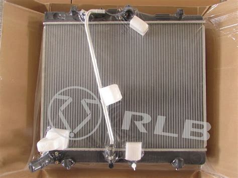 High Quality Plastic Tank Radiator For Hiace 2tr5le Engine 16400 75471