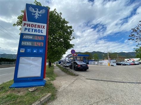 Сензационни цени „Феникс Петрол“ пусна във Враца бензин и дизел по 1 47 лв снимки