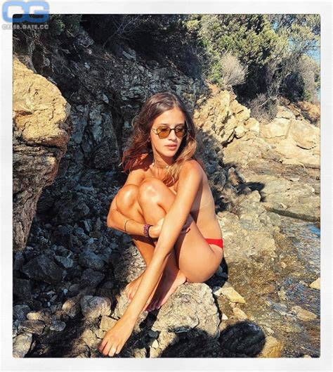 Benedetta Porcaroli Nude Pictures Onlyfans Leaks Playboy Photos Sex Scene Uncensored