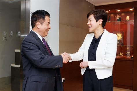 香港海關關長與珠海市市長會面附圖