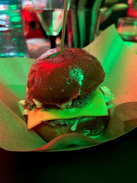 Още дълго ще ни държи енергията от незабравимото Коледно Рок Парти на Mobisystems Inc