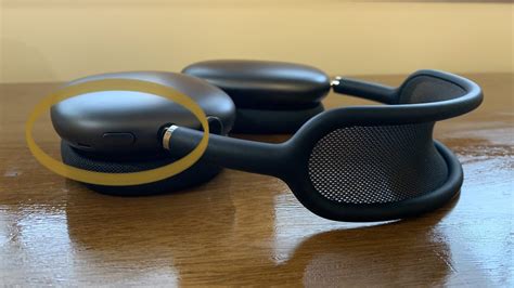 Put Your AirPods Max In Bluetooth Pairing Mode UpPhone