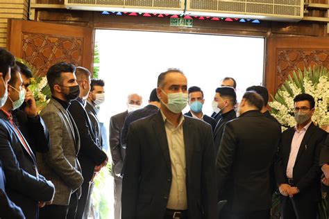 مراسم‌ ختم مادر غریب‌پور مدیر عامل گروه مالی سپهر در تهران تصاویر