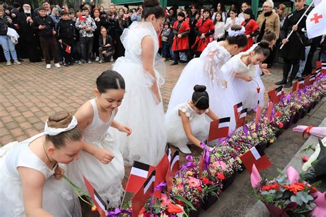 ზესტაფონის მუნიციპალიტეტის მერია ზესტაფონში 9 აპრილის გმირებს პატივი მიაგეს საქართველოს
