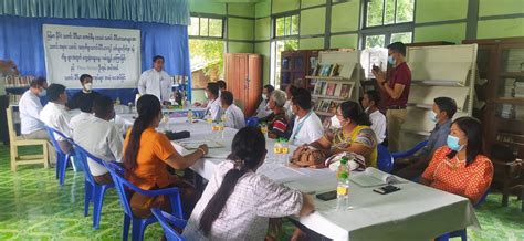 မြန်မာနိုင်ငံသတင်းမီဒီယာကောင်စီမှ တာဝန်ရှိသူများက ပြည်ခရိုင်အတွင်း ဒေသခံသတင်း မီဒီယာသမားများအား