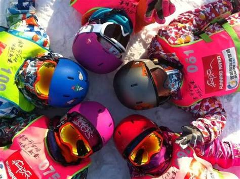 沈阳怪坡滑雪夜场团购怪坡夜场滑雪直通车旅游团