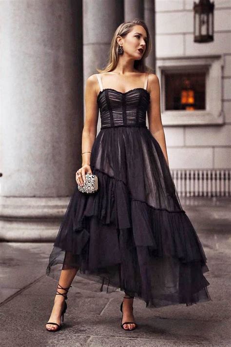 33 Cocktail Dresses For Evenings Out Weddings And Other Occasions