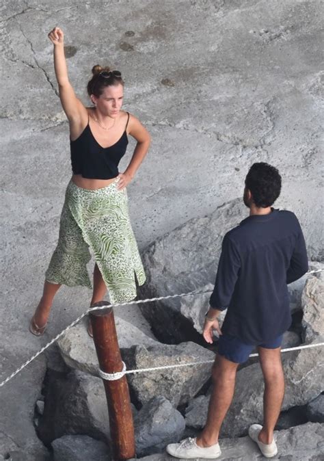 Emma Watson Updates EDIT X1 Emma Watson On The Beach In Positano Italy August 03 2020