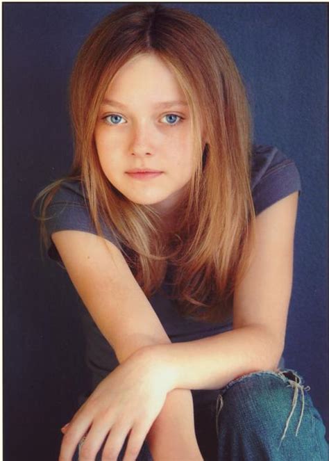 Headshot 2007 Dakota Fanning Photo 3064096 Fanpop