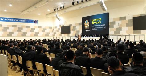 מאות השתתפו בכנס זעקה והסברה כנגד פעילות מיסיון באשדוד בחדרי חרדים