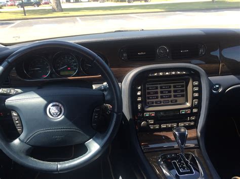 2009 Jaguar Xjr Interior