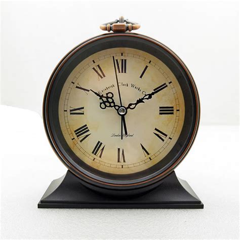 Badu Bg Метален будилник в ретро стил Творчески студентски подаръци за рожден ден Орнаменти за