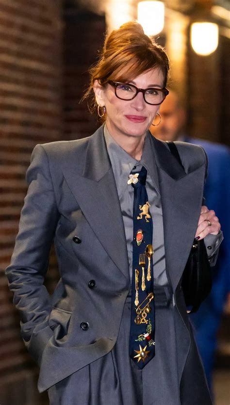Julia Roberts In A Grey Pantsuit Leaves The Late Show With Stephen Colbert In New York Celeb Donut