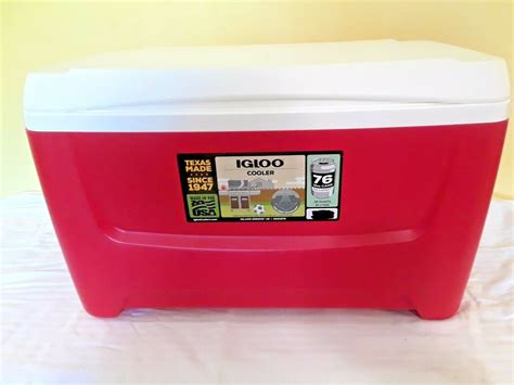 Large 48 Qrts Igloo Cooler