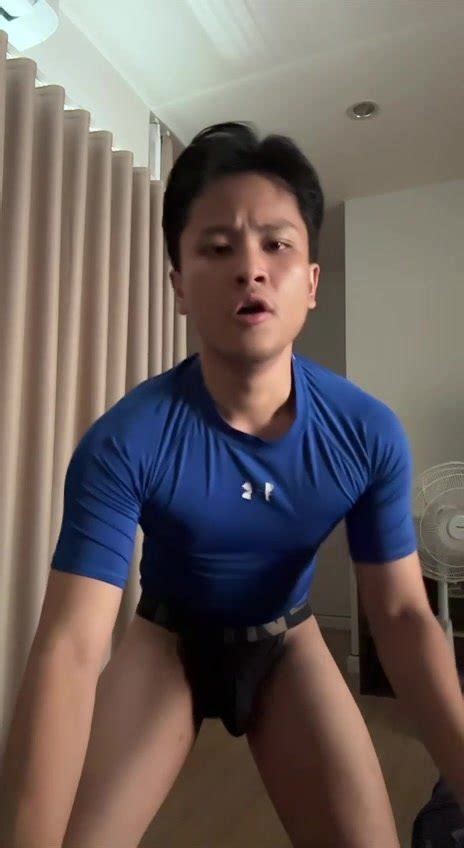 Thai Gooner Uses Poppers And Goes Insane Thisvid Com