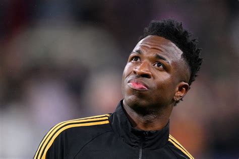 ریکاوری وینیسیوس جونیور در مسیر درست پیش می رود عکس طرفداری