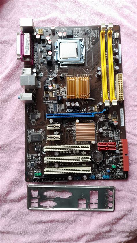 Дънна платка с процесор гр София Света Троица • Olx Bg