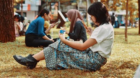 The Science Behind Introversion What Makes An Introvert Introvert Web