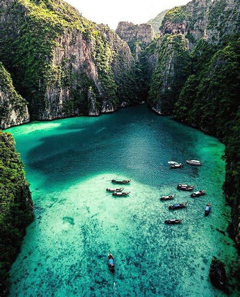 Phuketways ปิเละลากูน ที่อุทยานเเห่งชาติหมู่เกาะพีพี