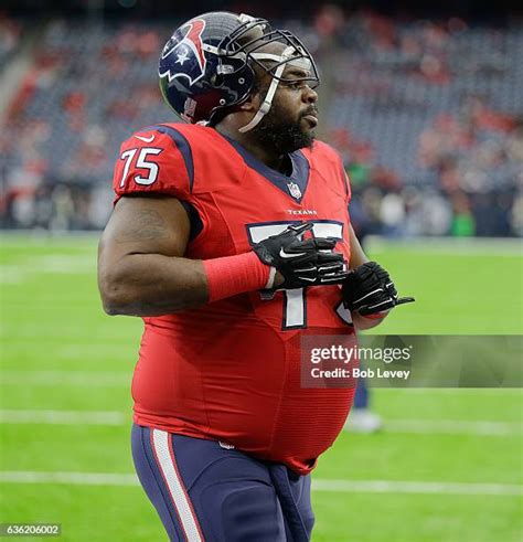 Texans Vince Wilfork Photos And Premium High Res Pictures Getty Images