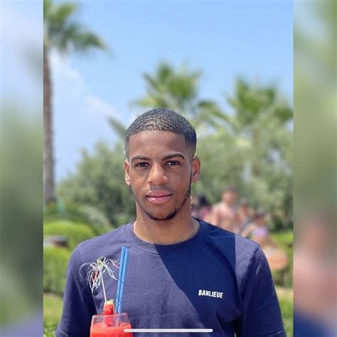 Familie Rainée Aangeslagen Door Filmpje Moordverdachte Omroep Zeeland