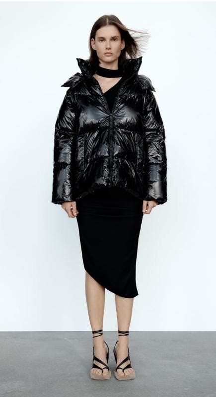 Лакова куртка трансформер Zara — ціна 2350 грн у каталозі Куртки Купити жіночі речі за доступною