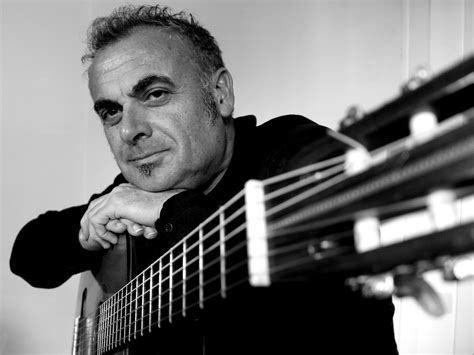 Classical Guitar ‹ Toni Miranda