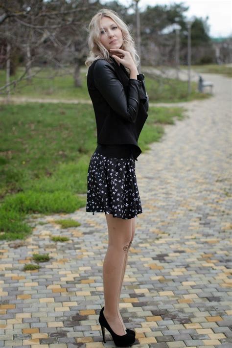 Pantyhose Outfits Nylons And Pantyhose Fashion Heels Fashion Dresses Women S Clothes