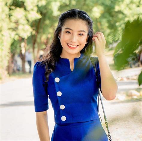 မြန်မာအင်္ကျီချုပ်ပုံလှလှလေးများ