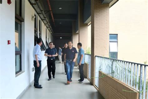 慰问暖人心 蓄力启新程 校领导新学期走访慰问全体教职工 武汉晴川学院