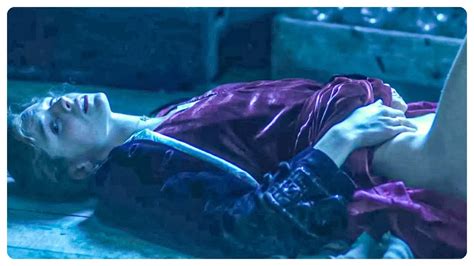 On Joj Dozvoljava Da Bude Sa Njihovim Slugom Jer Drama Romantika YouTube