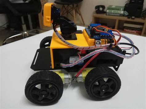 Bananaraspberry Pi Arduino Rover With Webcam Trybotics