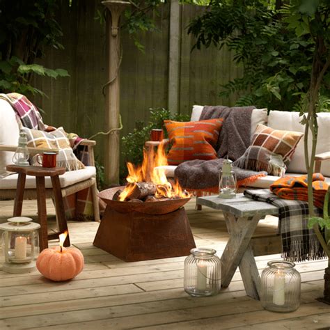 10 Ideas For The Perfect Hot Tub Party Hot Tubs And Living