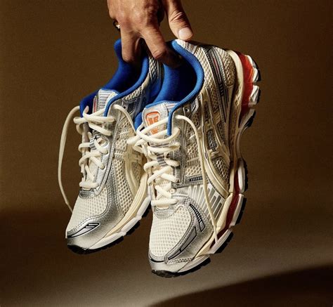 Ronnie Fieg Kith X Asics Gel Kayano 121 Pack