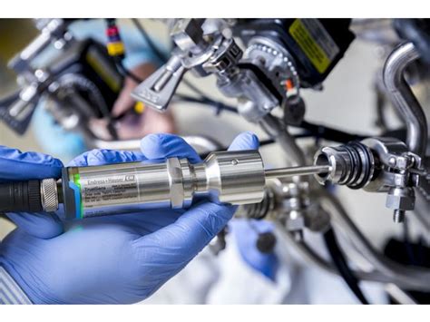 Self Calibrating Temperature Sensor Itherm Trustsens Tm371 Contact Endress Hauser France