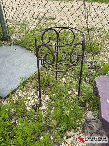 Columns In A Plant Stand Schultis And Son Inc