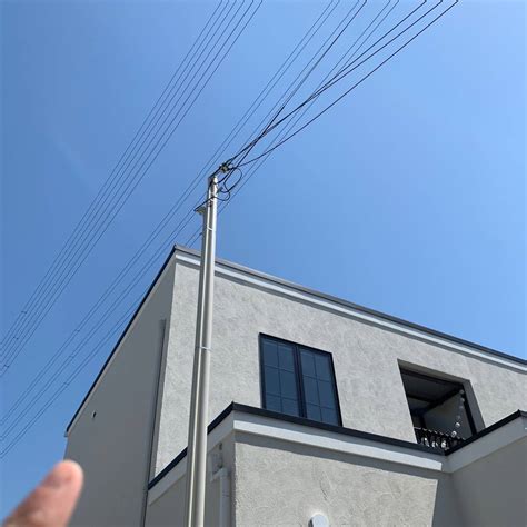 家と送電を考える①壁付？引込柱？電線引き込みポールのメリットデメリット 北欧ミッドセンチュリーの家づくり