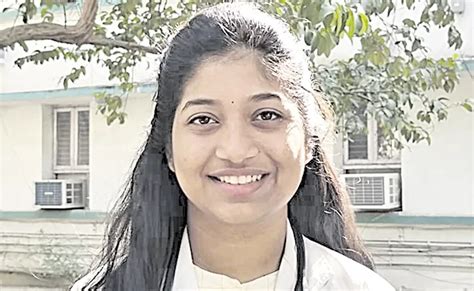 ఐఎన్‌ఐ సెట్‌లో పల్నాడు అమ్మాయి సత్తా Dr Bareddy Srisai Trisha Reddy