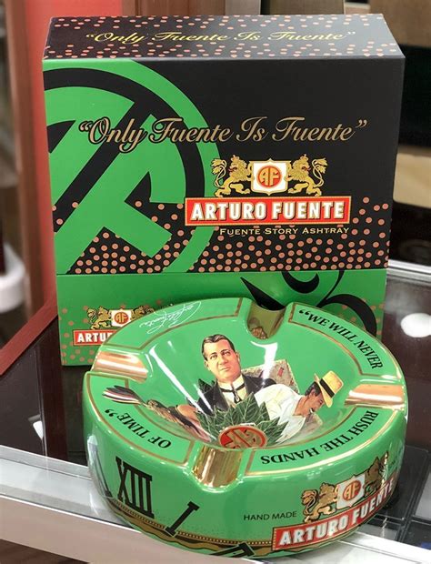 Limited Edition Arturo Fuente Porcelain Cigar Ashtray Green Perfect