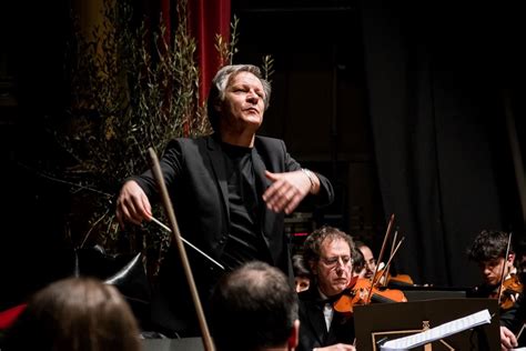 Il M° Luca Bertazzi E La Sinfonica Mantovana Per Il Museo Della Croce Rossa 2018 Maggio 07