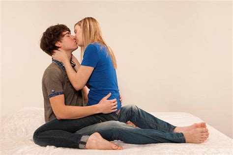 Tipps F R Den Ersten Kuss Tipps F R Den Ersten Kuss Bravo